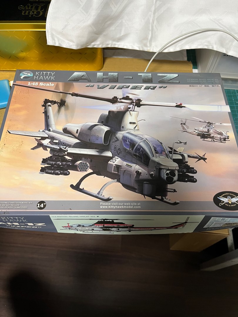 Kittyhawk 1/48 AH-1Z viper, Hobbies & Toys, Toys & Games on Carousell