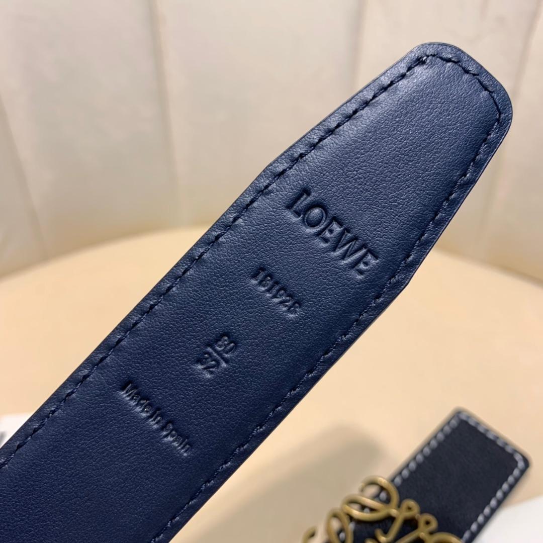 LOEWE lady belt, Women's Fashion, Watches & Accessories, Belts on Carousell