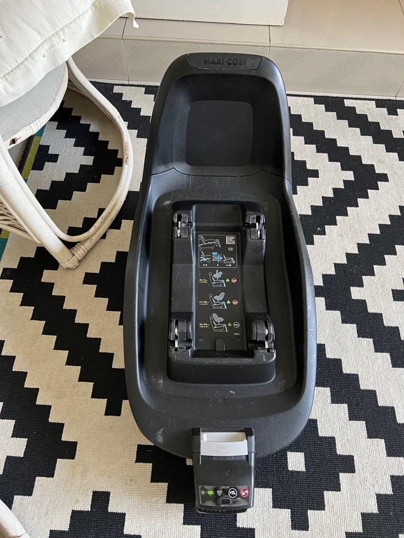 Maxi Cosi 2wayPearl + isofix base (rear & forward facing), Babies & Kids, Going Out, Car Seats ...