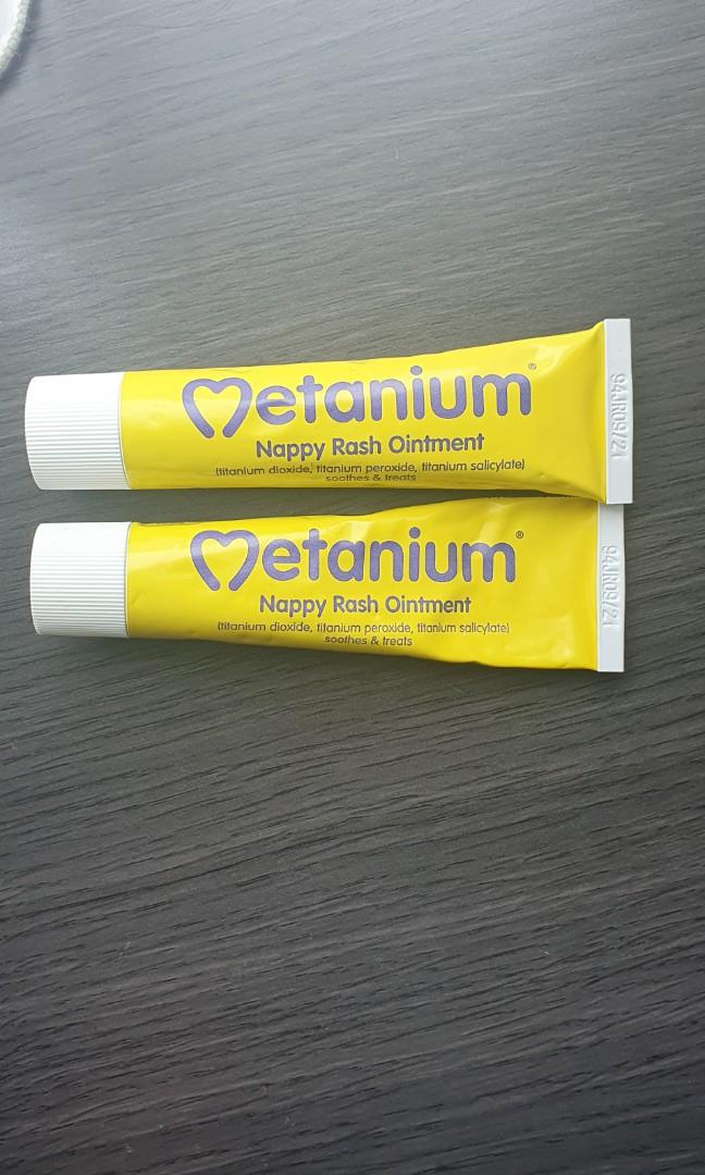 Nappy cream - metanium, Babies & Kids, Bathing & Changing, Baby ...