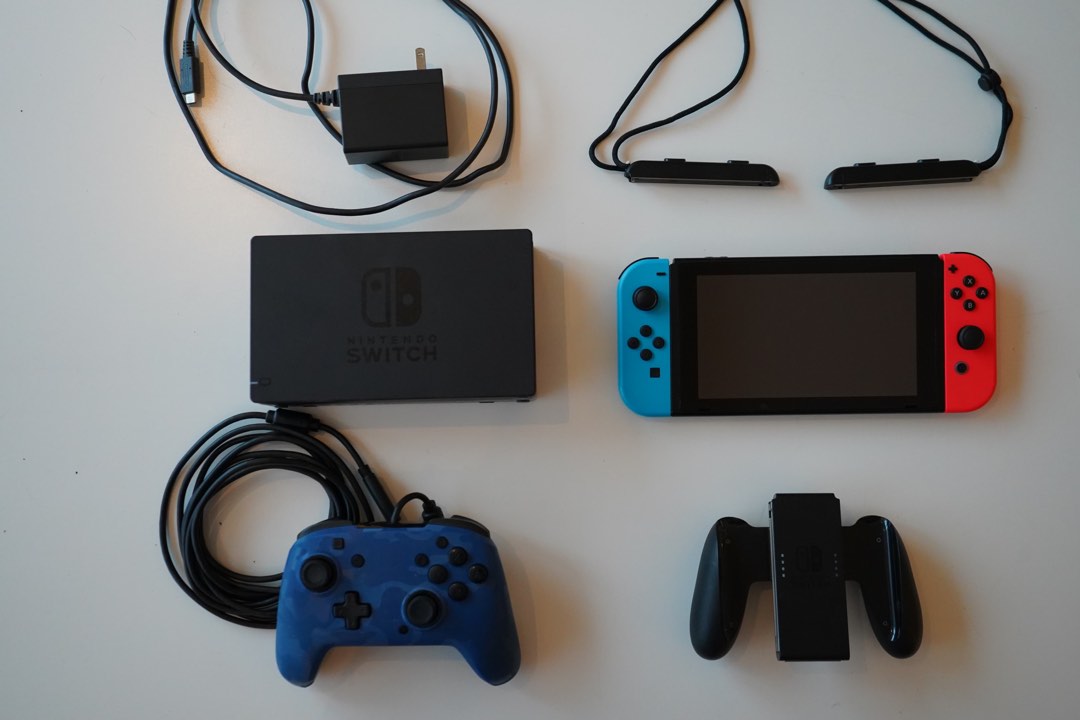 Nintendo Switch Gen 1 Bundle Moddable (Includes Super Smash bros and ...