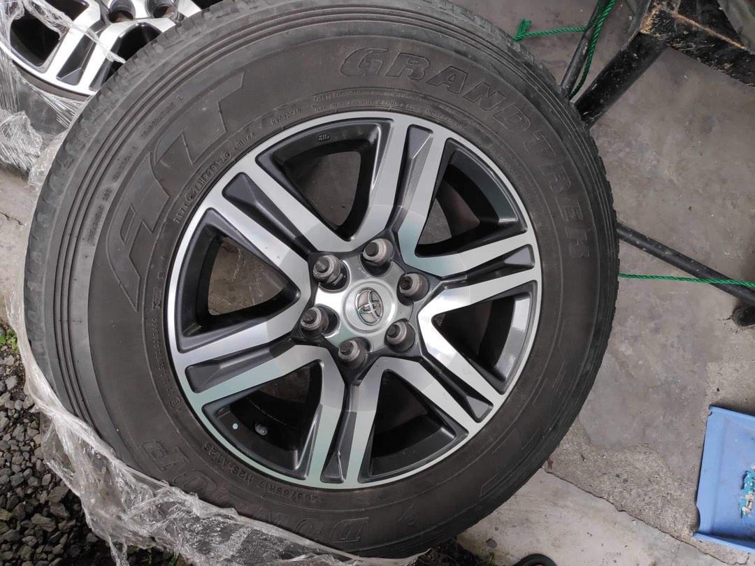 Original Toyota Fortuner G 2017 wheels, Car Parts & Accessories, Mags ...