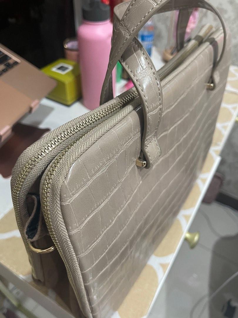 Parfois Laptop Bag, Women's Fashion, Bags & Wallets, Shoulder Bags on ...