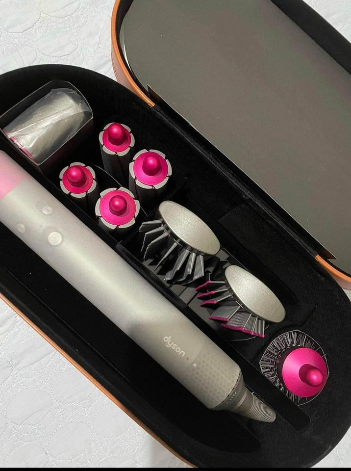 DYSON Airwrap, Luxury, Accessories on Carousell