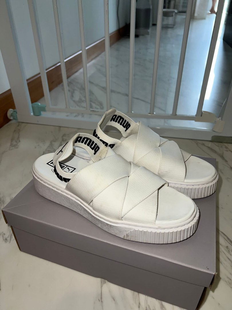 Puma Sandals, Women's Fashion, Footwear, Flipflops and Slides on Carousell