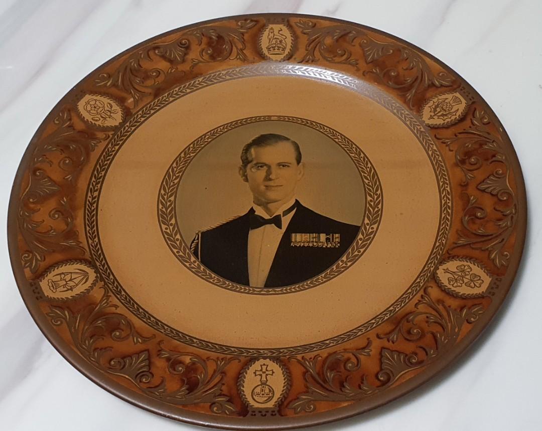 Queen Elizabeth II Duke of Edinburgh Commemorative display plates: with ...