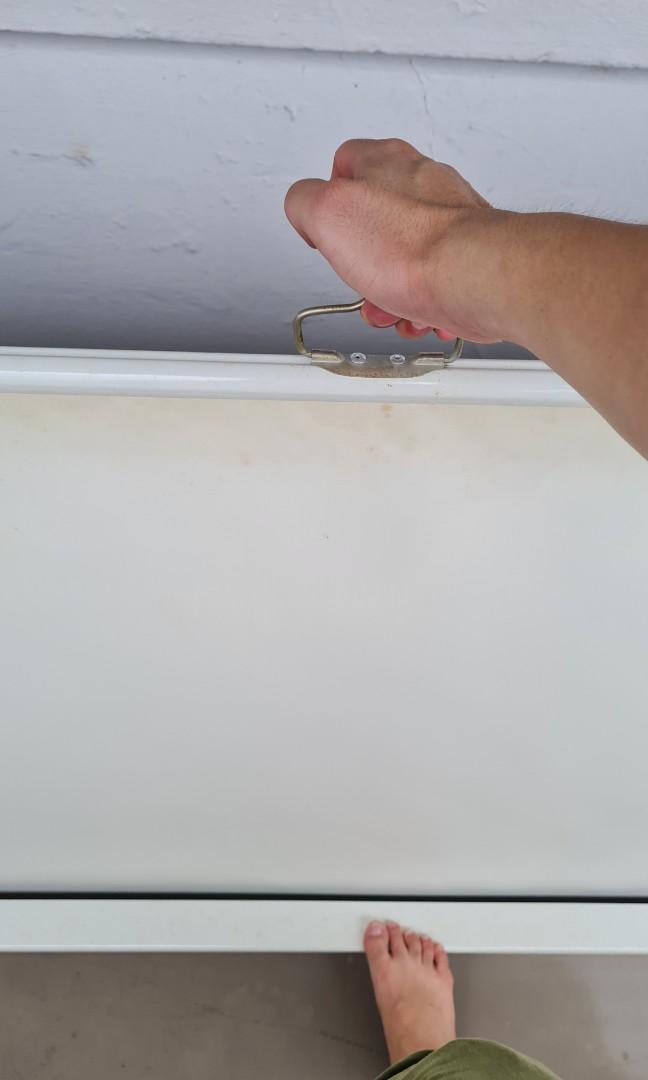 Remaco projector screen, Computers & Tech, Parts & Accessories, Other ...