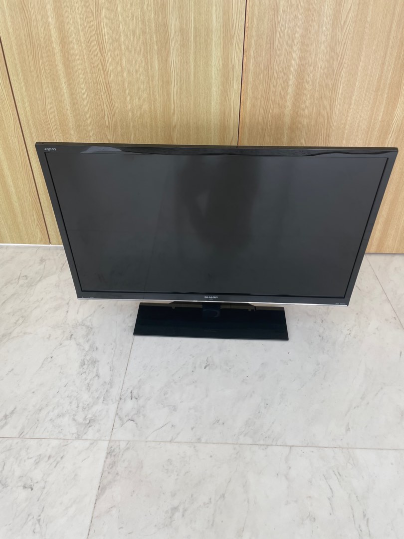 Sharp 39 inch tv in excellent condition, TV & Home Appliances, TV ...