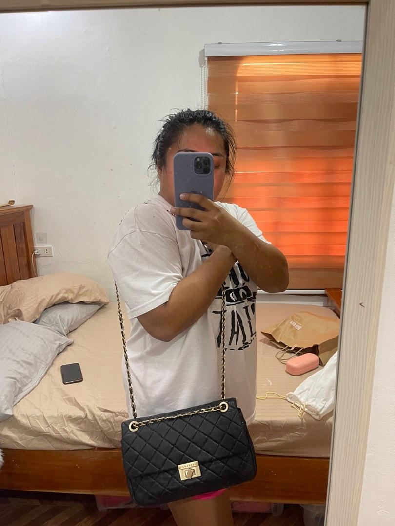 Sisley Chain Two Way Bag, Luxury, Bags & Wallets on Carousell