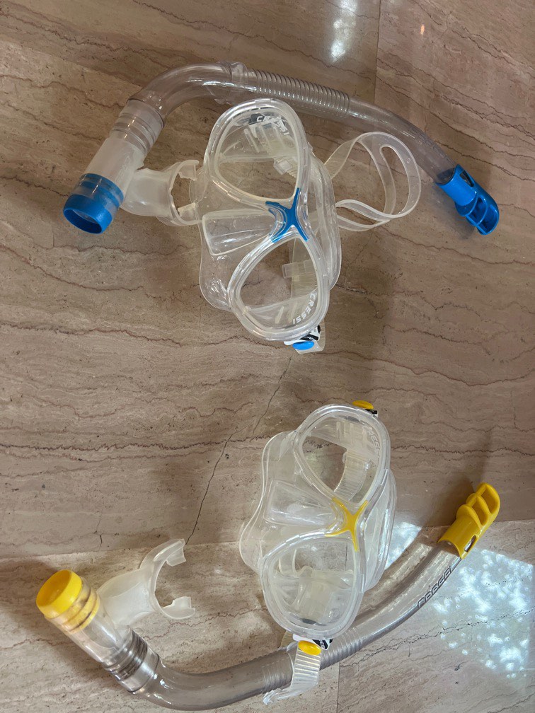Snorkeling Mask & Tuba from Cressi - Kid size, Sports Equipment, Other ...