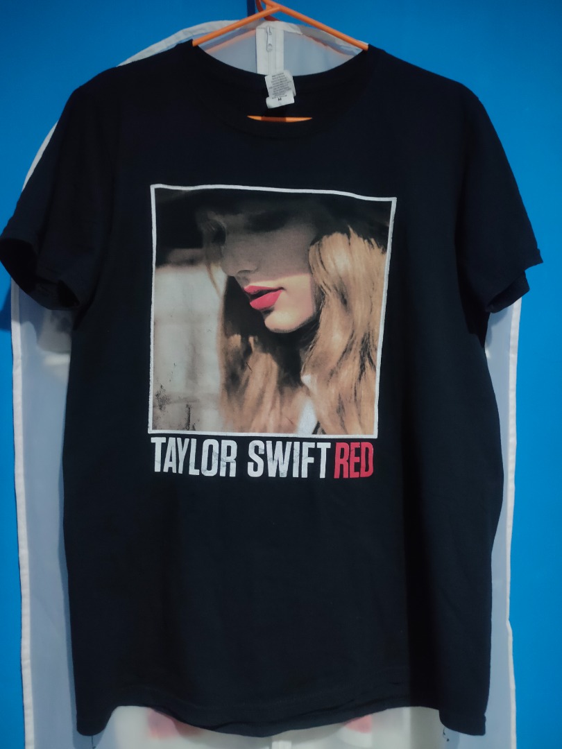 TAYLOR SWIFT RED TOUR 2013, Men's Fashion, Activewear on Carousell