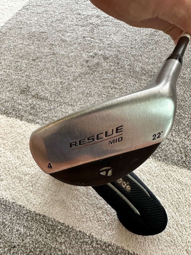 Taylormade Rescue 4 hybrid, Sports Equipment, Sports & Games, Golf on ...