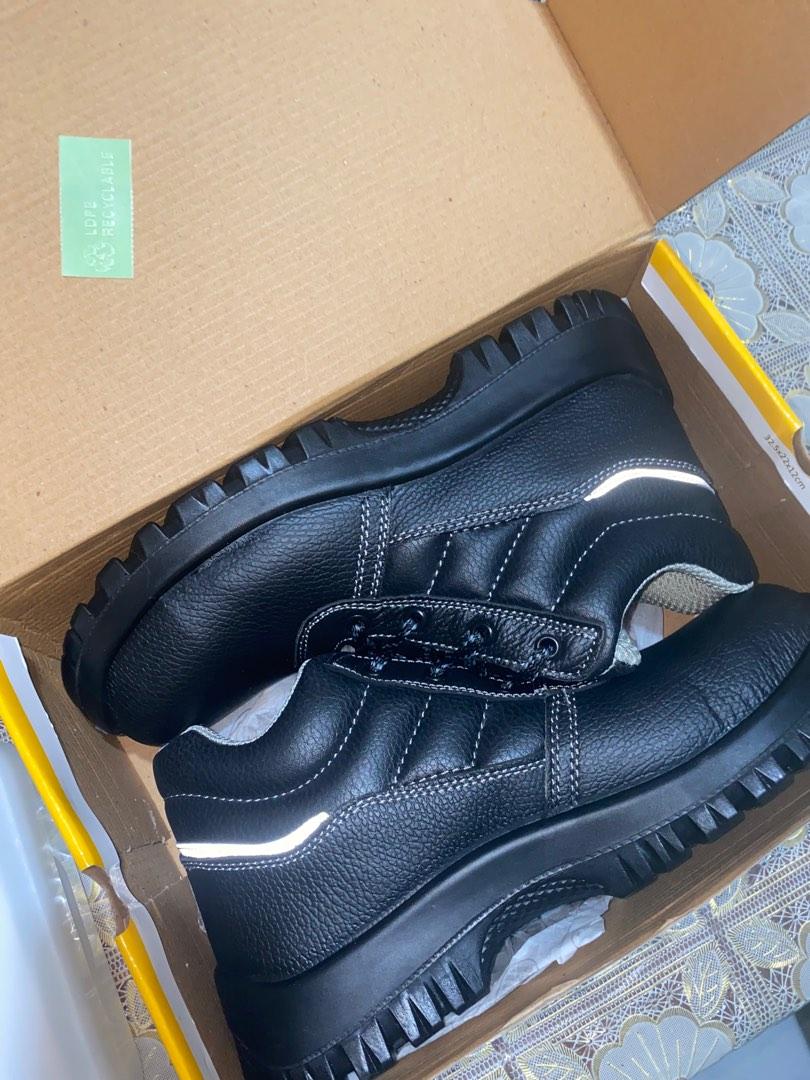 Tuff Safety shoes brandnew, Men's Fashion, Footwear, Boots on Carousell