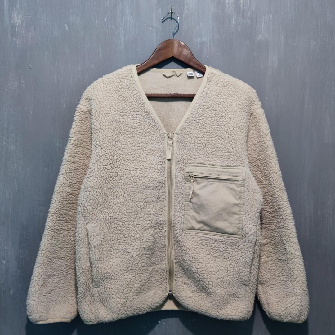 UNIQLO U FLEECE, Men's Fashion, Coats, Jackets and Outerwear on Carousell