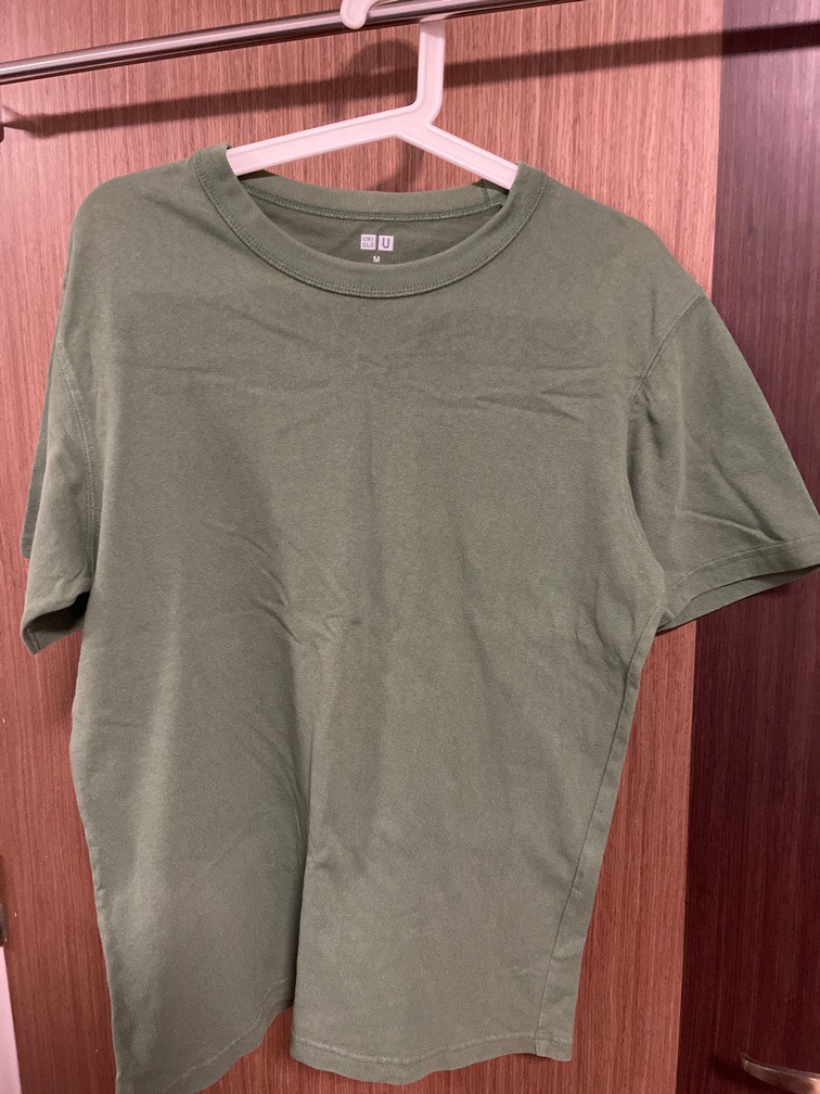 Uniqlo U T shirt, Men's Fashion, Tops & Sets, Tshirts & Polo Shirts on Carousell