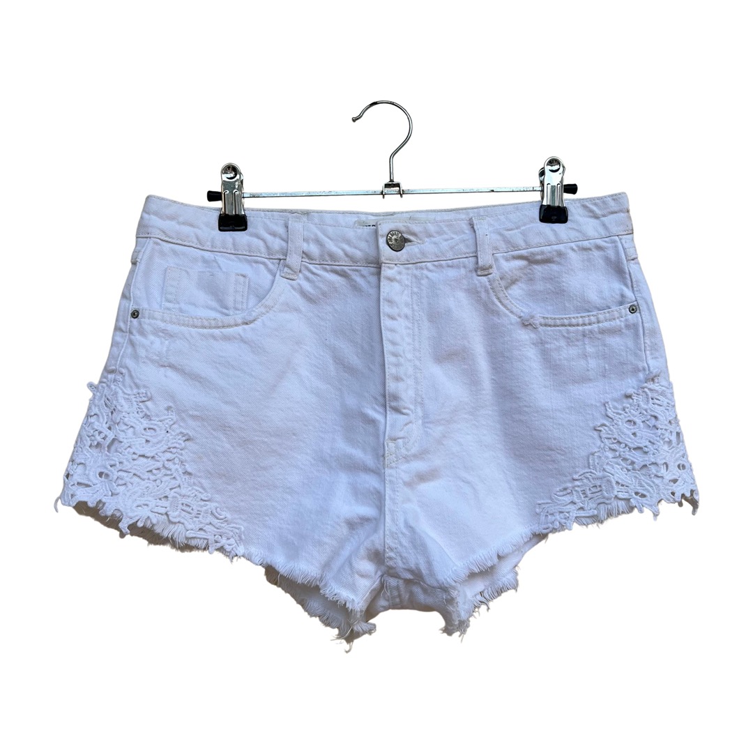 ZARA White Crochet Denim Shorts, Women's Fashion, Bottoms, Shorts on ...