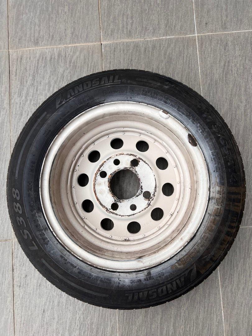 Volkswagen Beetle 14inch classic rims (besi) + tayar (PCD 130), Auto ...
