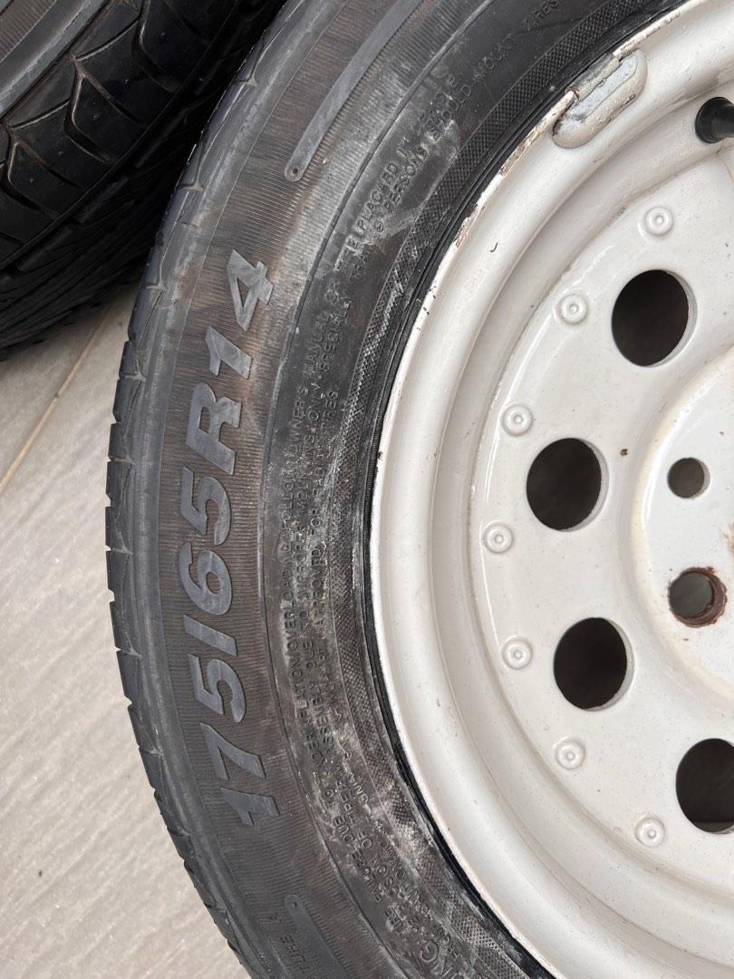 Volkswagen Beetle 14inch classic rims (besi) + tayar (PCD 130), Auto ...