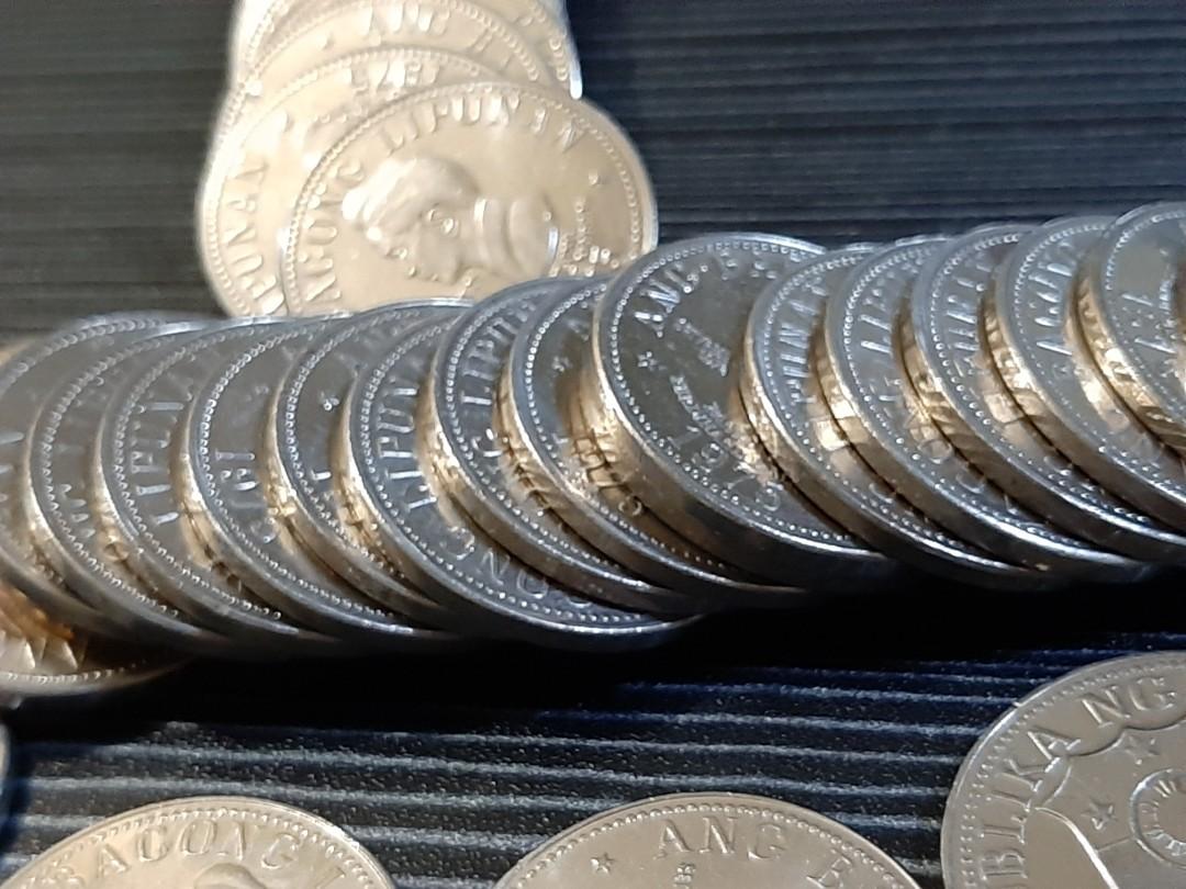 1975 5 PISO MARCOS COIN IN AU CONDITION, Hobbies & Toys, Memorabilia ...