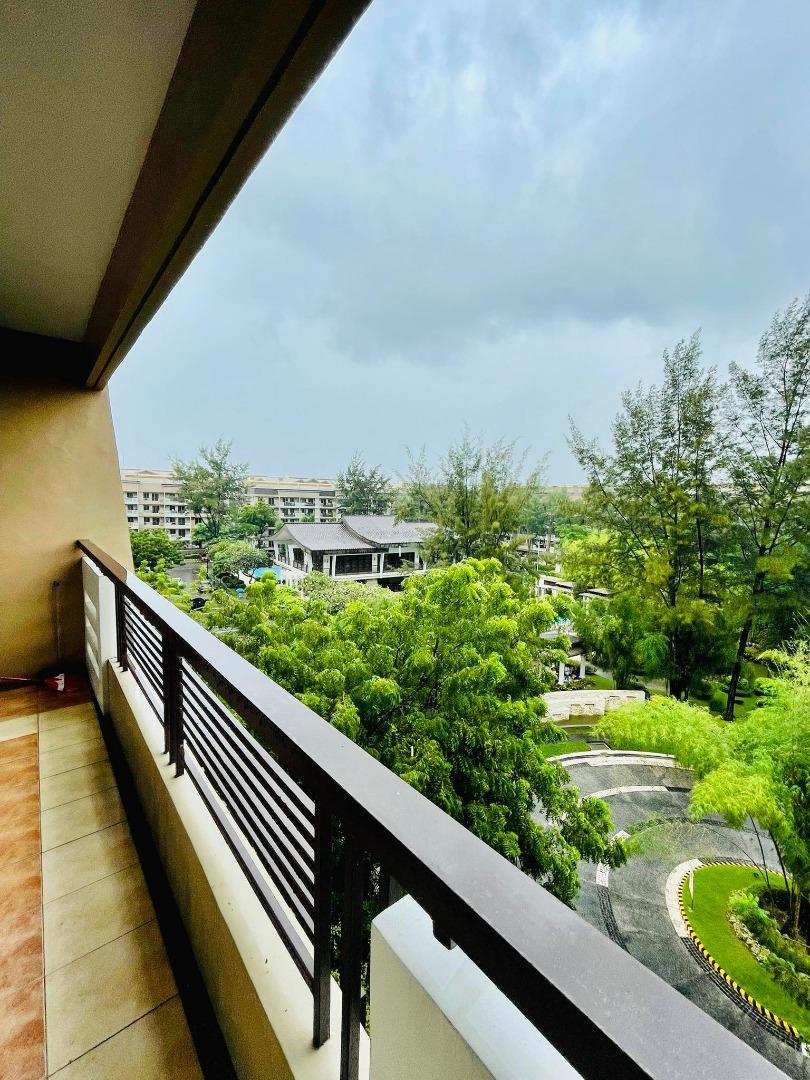 2BR WITH PARKING CEDAR CREST AMARANTH BUILDING ACACIA ESTATES NEAR ...