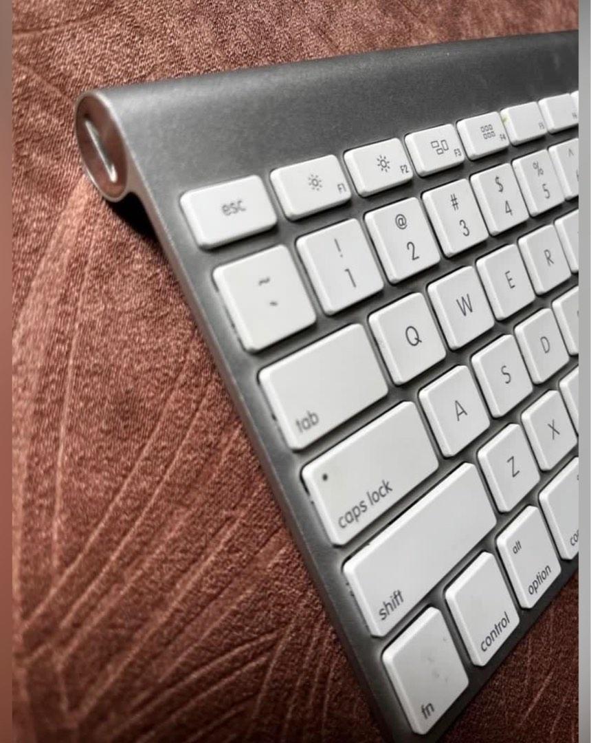 Apple iMac Keyboard, Computers & Tech, Parts & Accessories, Computer ...