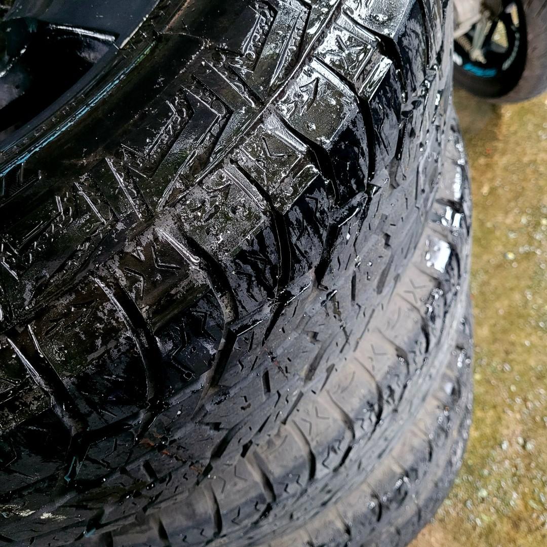 Arivo Terramax ARV Pro A/T (265/70 R16) w/ mags, Car Parts & Accessories, Mags and Tires on ...