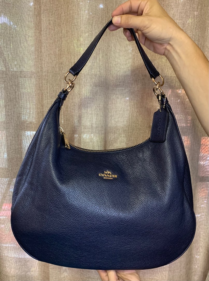 Authentic Coach Hobo Style, Luxury, Bags & Wallets on Carousell