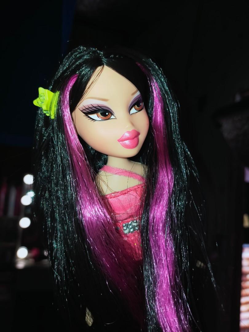 Bratz Iconz Jade, Hobbies & Toys, Toys & Games on Carousell