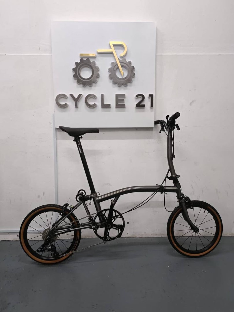 CUSTOM BUILD TITANIUM COLOUR TRI FOLD ( Similar to 3sixty brompton ...