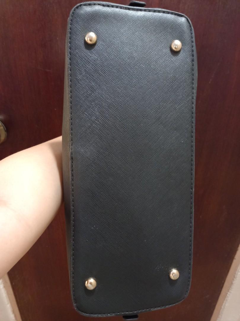 D Kelly bag, Women's Fashion, Bags & Wallets, Tote Bags on Carousell