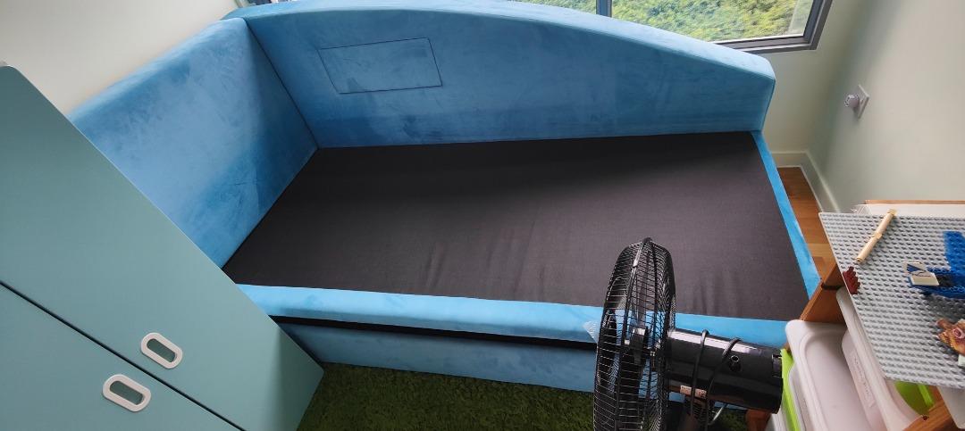 Dual (With slide out bottom) Single Bed Frame, Furniture & Home Living ...