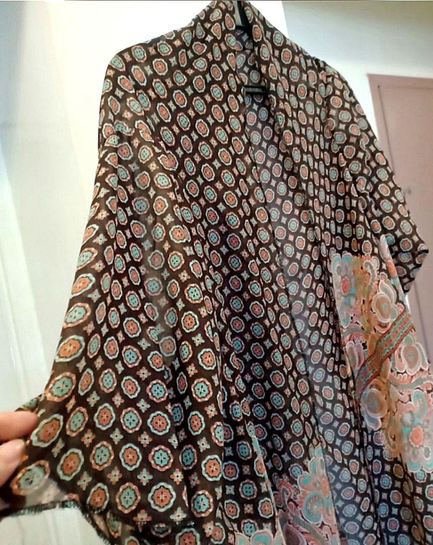 Flowy long topper, Women's Fashion, Tops, Others Tops on Carousell