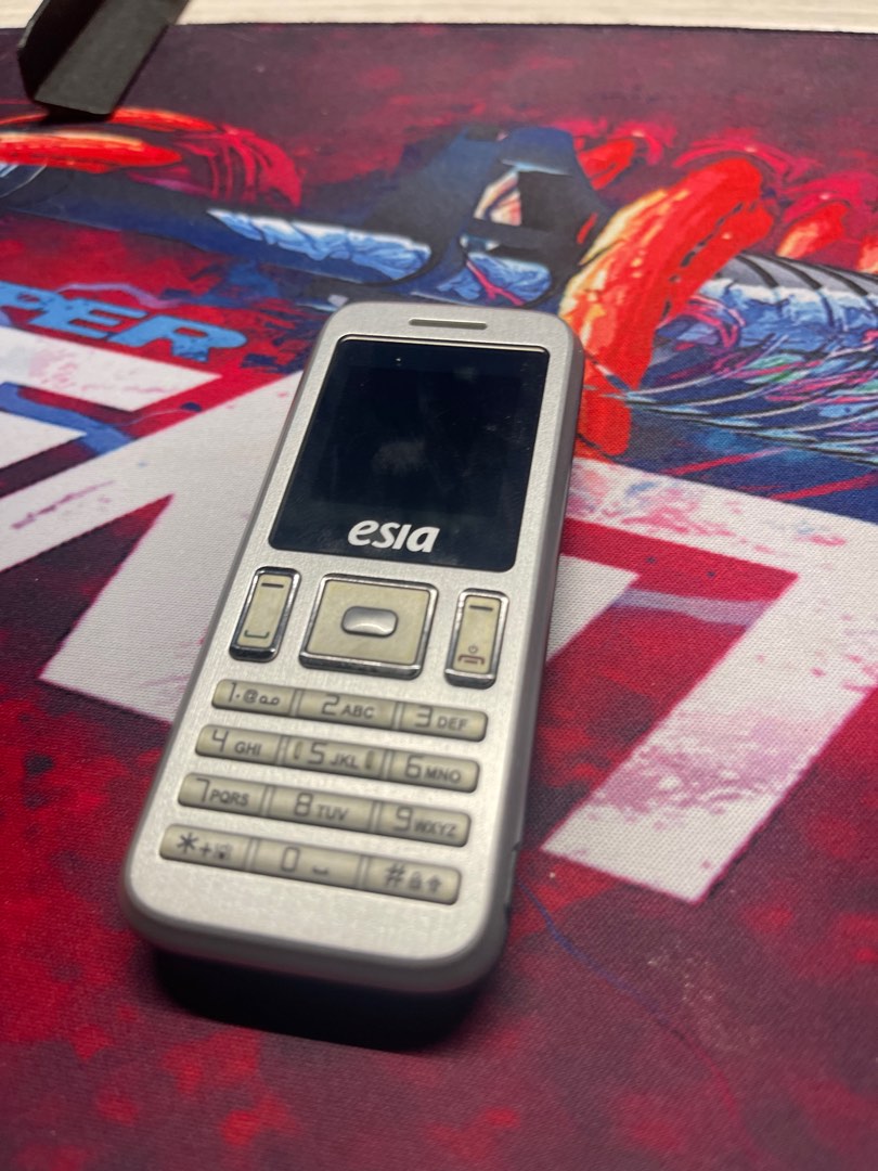 Handphone Esia Normal Batangan, Telepon Seluler & Tablet, Ponsel ...