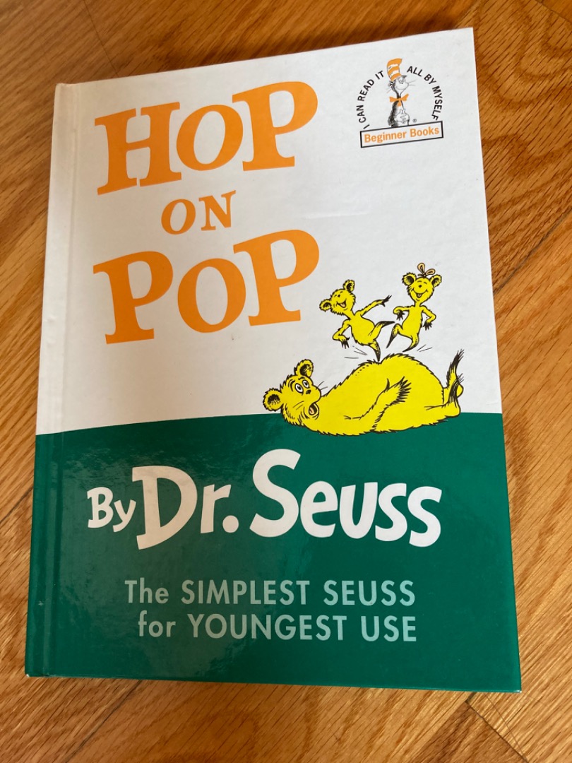 Hop on Pop by Dr Seuss, 興趣及遊戲, 書本 & 文具, 小說 & 故事書 - Carousell