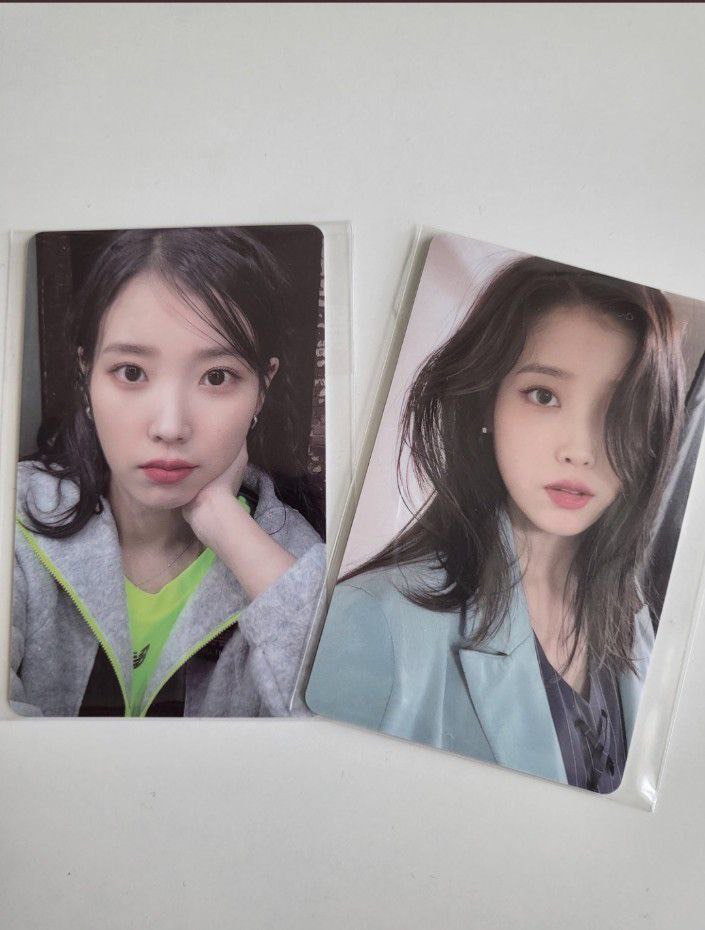 IU UAENA ZONE PHOTOCARD - the golden hour concert , Hobbies & Toys ...