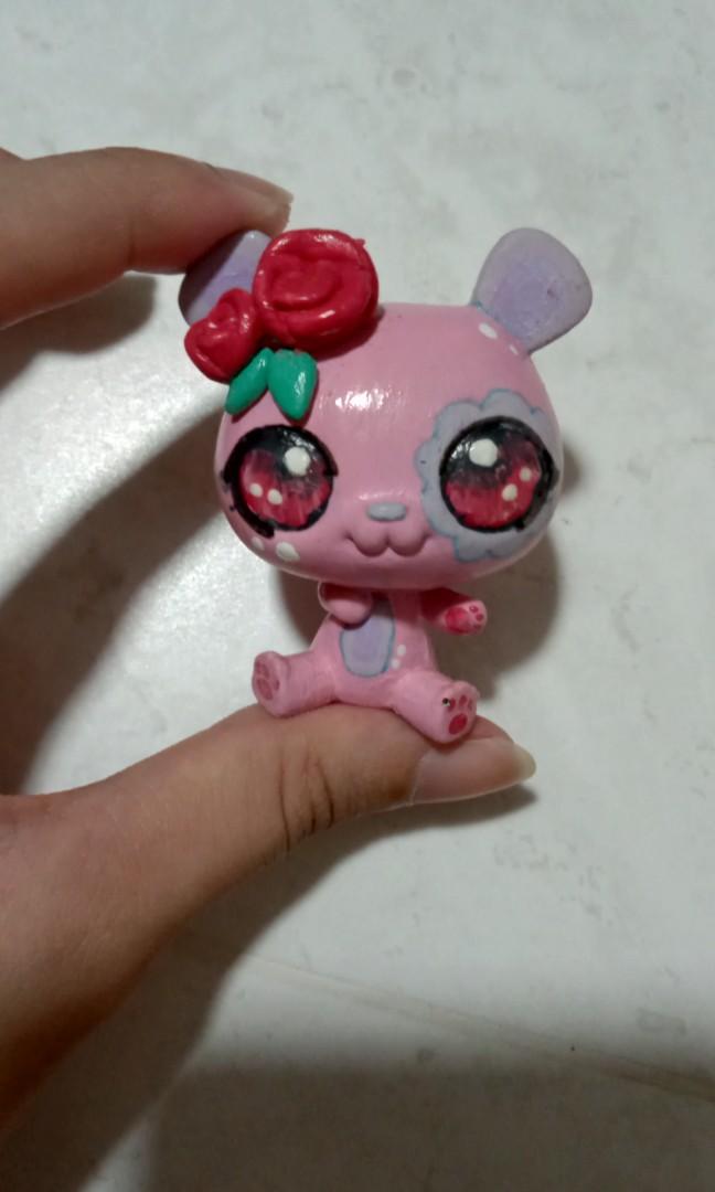 lps customs, Hobbies & Toys, Toys & Games on Carousell