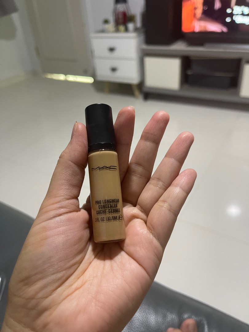 Mac NC35, Beauty & Personal Care, Face, Makeup on Carousell