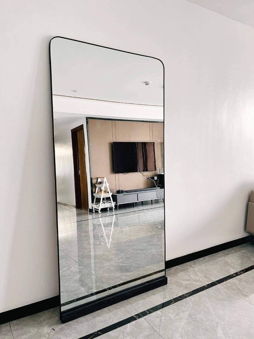 Machine Polished Framed and Frameless Mirrors, Furniture & Home Living ...