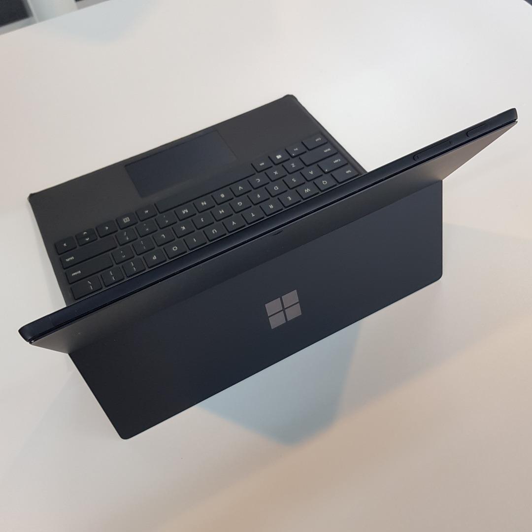 Microsoft Surface Pro 7 i7 16GB/256GB Matte Black, Computers & Tech ...
