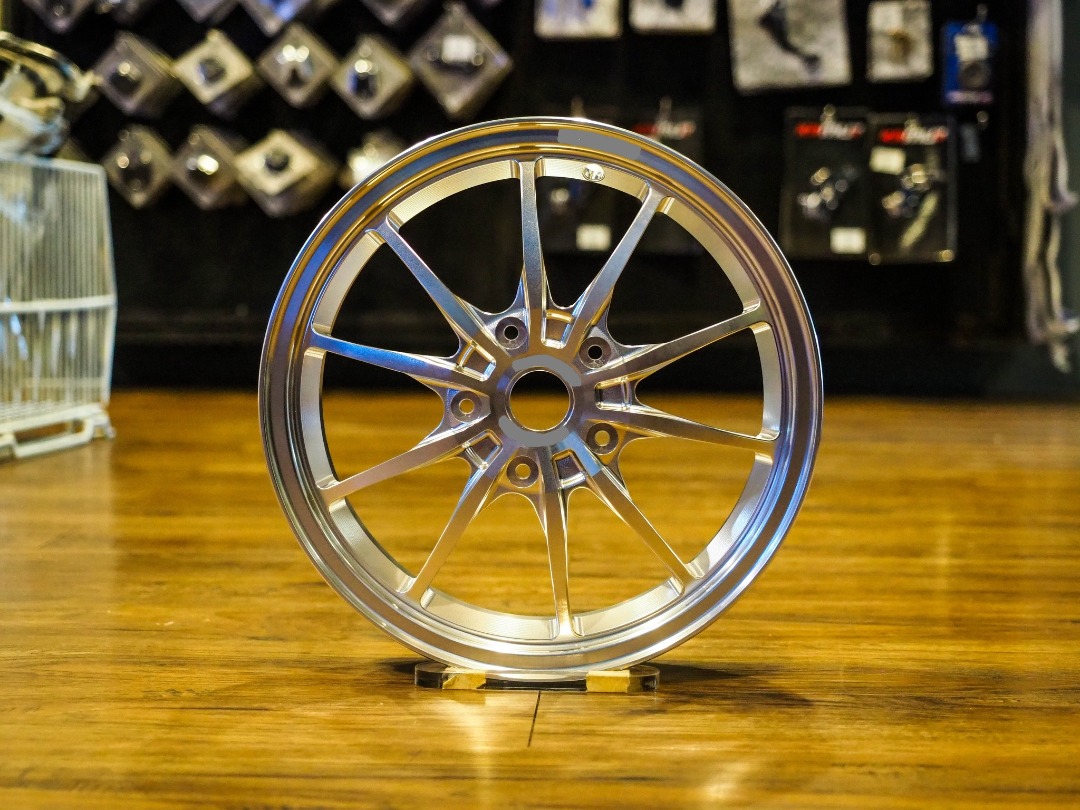 Moto Bully Singapore Piaggio Vespa GTS 250 GTS 300 GTV 300 946 ...