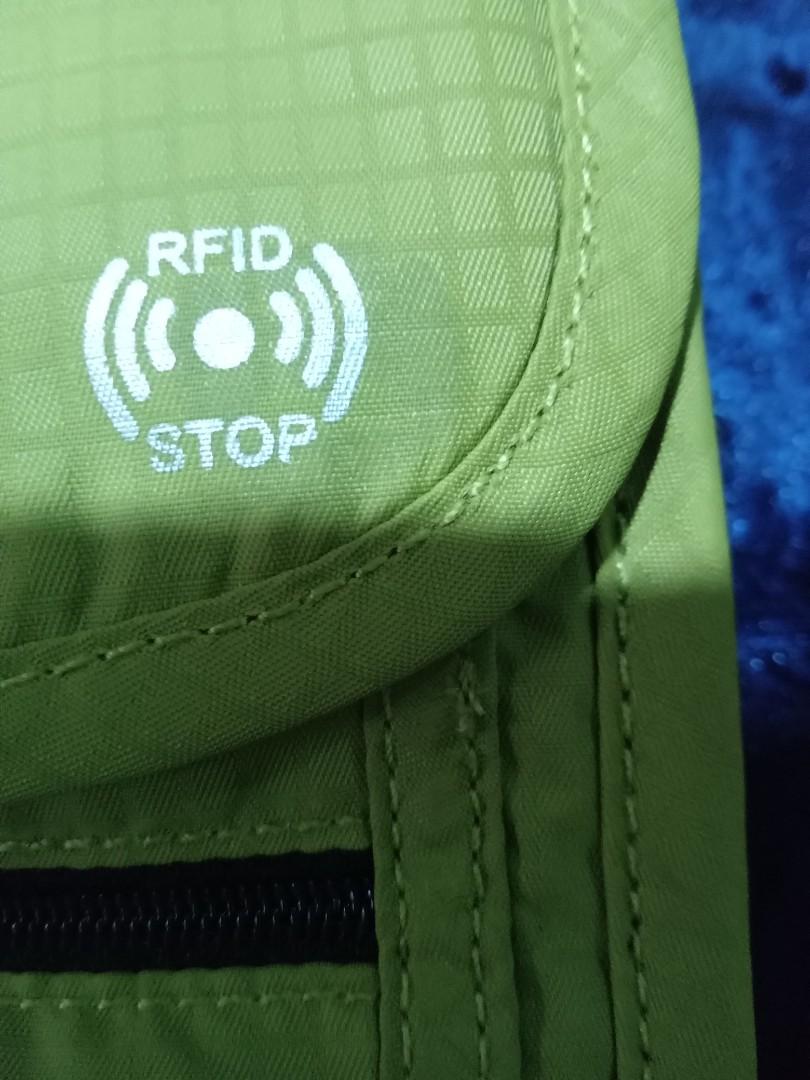 M&S Mark&Spencer rfid stop bundle, Women's Fashion, Bags & Wallets ...