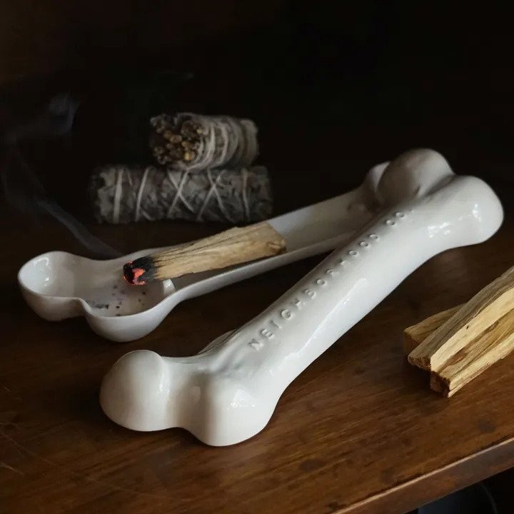 NEIGHBORHOOD BONE PALO SANTO HOLDER . CE 222AINH-AC02 骨頭聖香座, 傢俬＆家居, 家居裝飾, 家居裝飾 - 其他 - Carousell