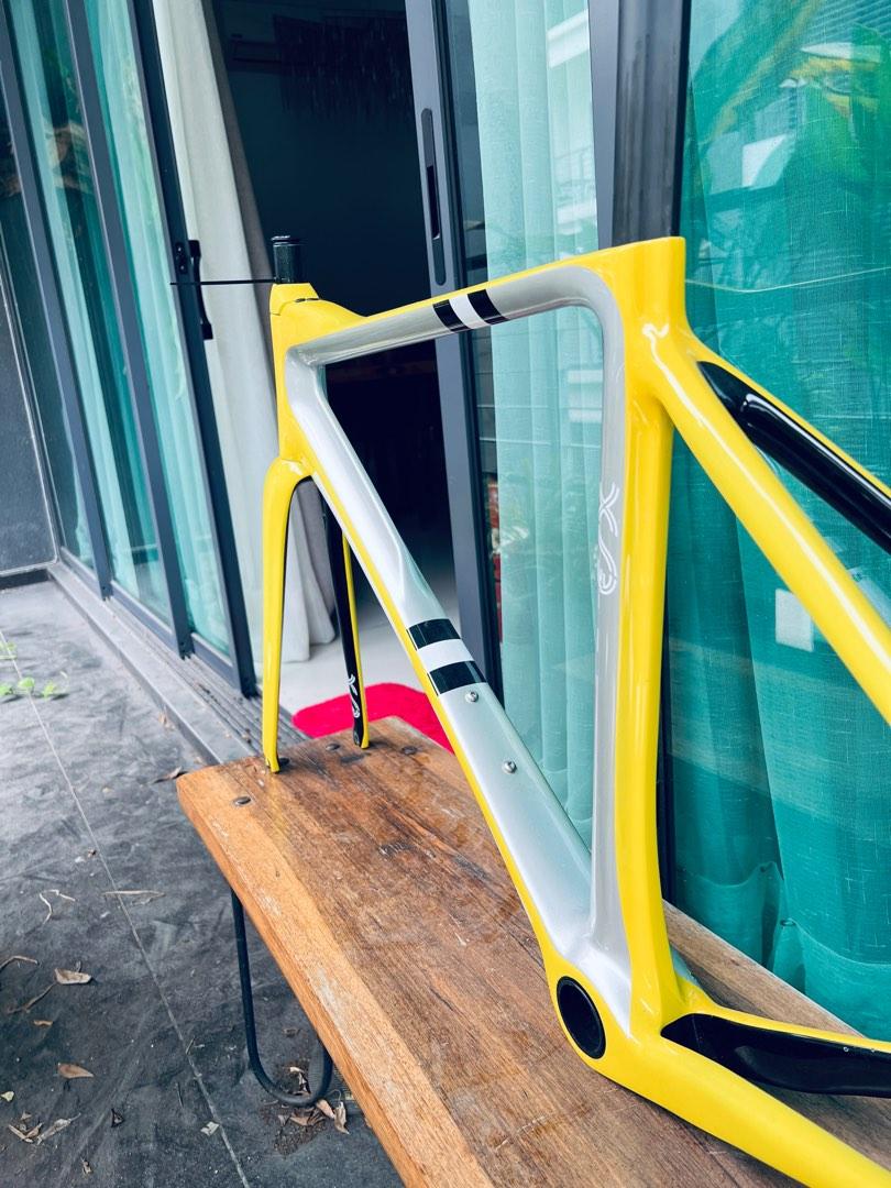 Parlee ESX custom factory colour Frameset, Sports Equipment, Bicycles ...