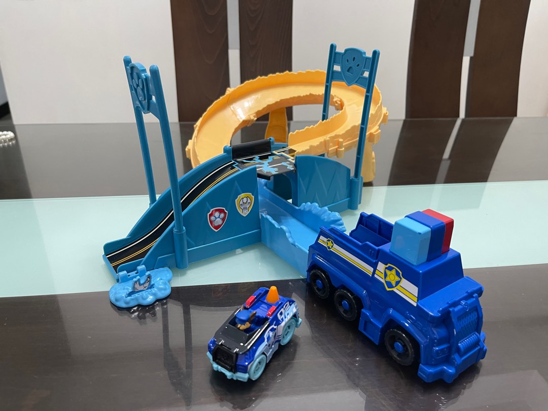Paw Patrol Chase Rescue Set, Hobbies & Toys, Toys & Games on Carousell
