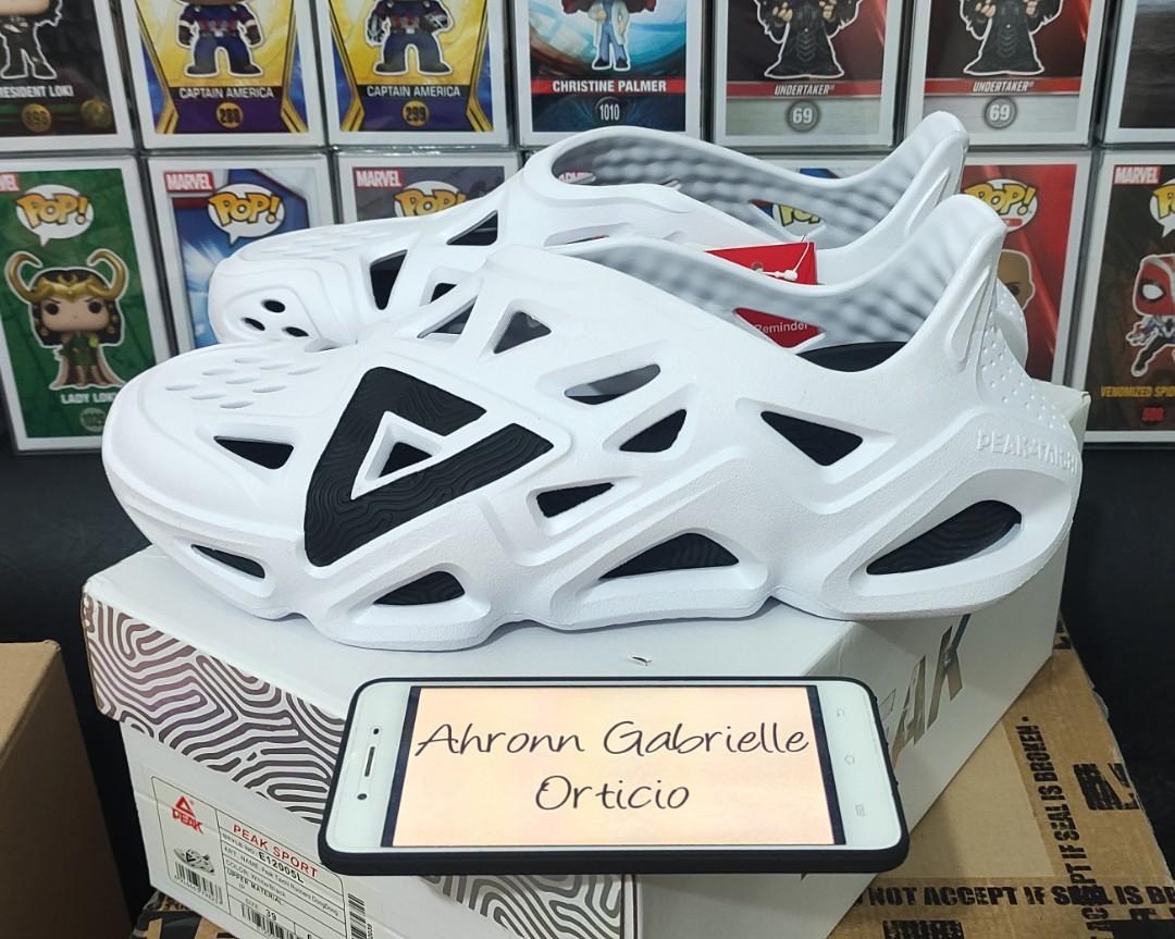 Peak Taichi Clog White & Black, Men's Fashion, Footwear, Sneakers on ...