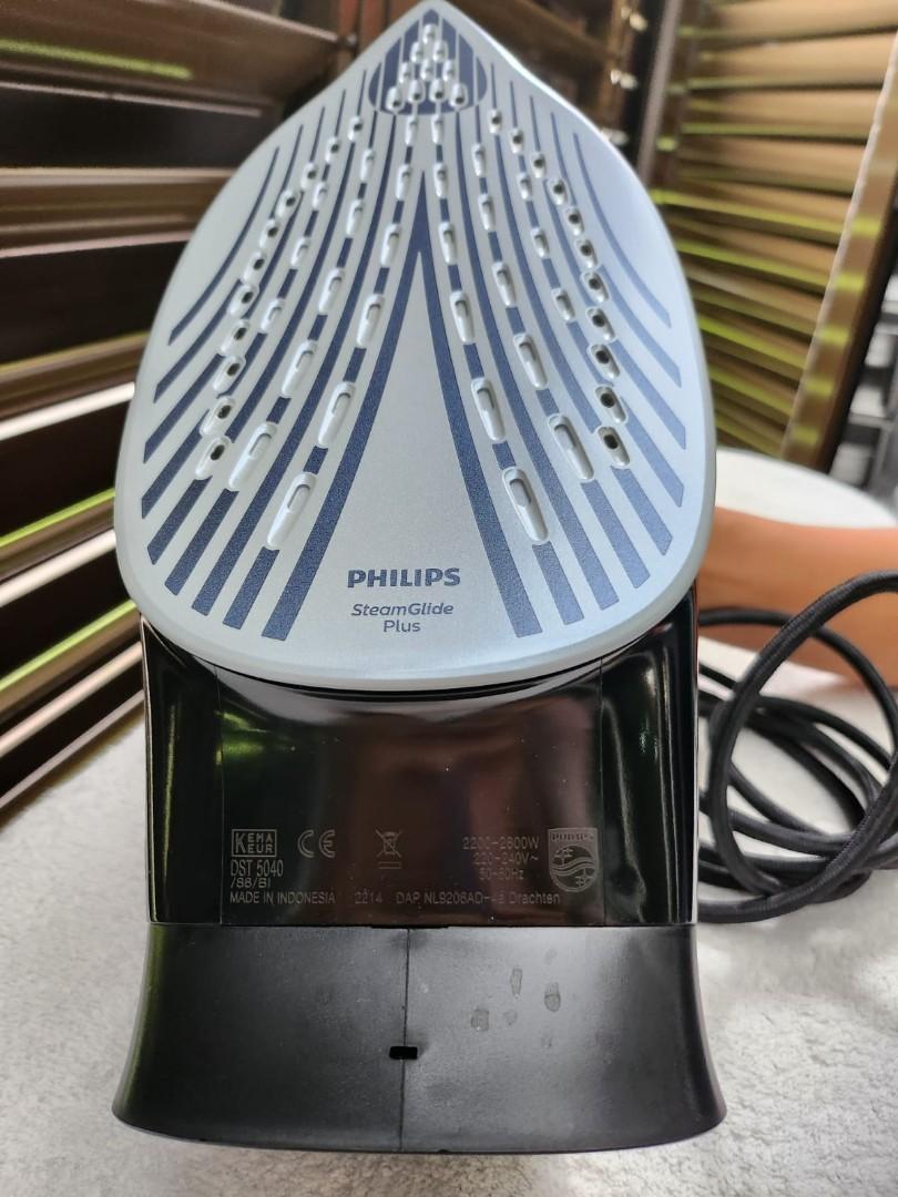 Philips Steam Iron DST5040/86, TV & Home Appliances, Irons & Steamers ...