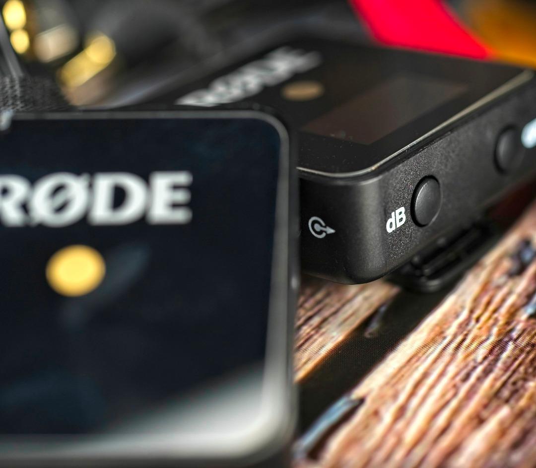 Rode Wireless GO with Lavalier mic and hard case, Photography ...
