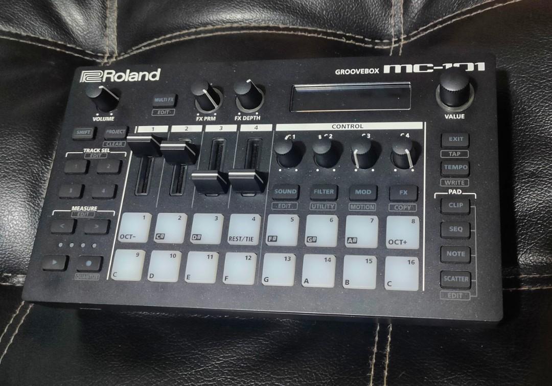 Roland MC-101 Groovebox (sequencer, sampler, drum machine), Hobbies ...