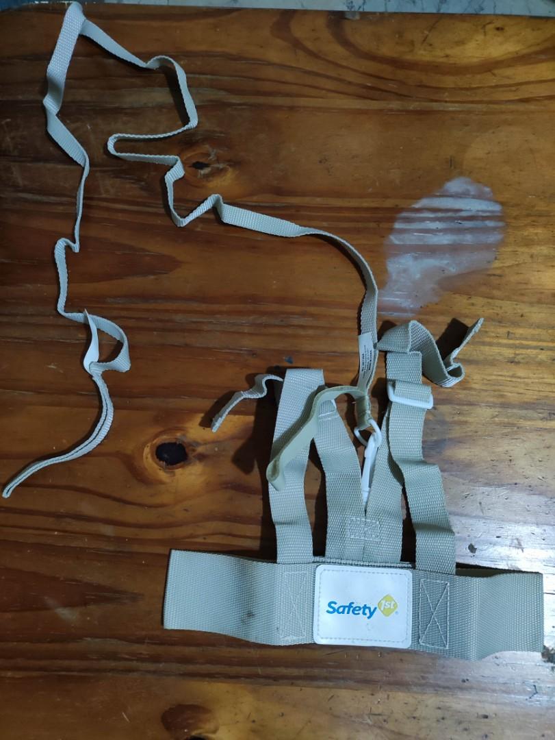 Safety 1st harness, Babies & Kids, Going Out, Other Babies Going Out ...