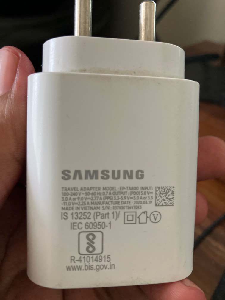 Samsung charger, Mobile Phones & Gadgets, Mobile & Gadget Accessories ...